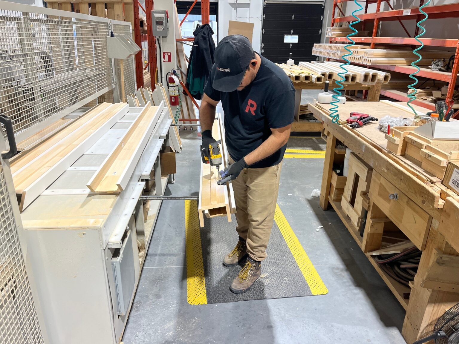 Boiseries Raymond investit près de 1,5M $ dans une nouvelle usine à ...